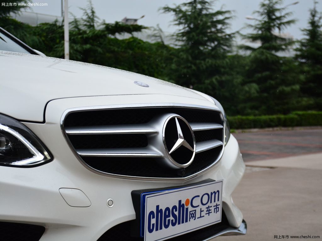 奔驰e320l运动豪华版,奔驰e200l版内饰,奔驰200款_大山谷图库